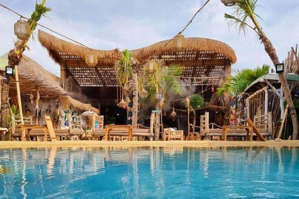Cafe Instagramable di semarang - Beach Day Semarang