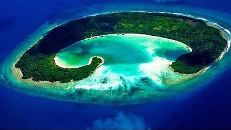 Pantai G-Land | Labiru Tour
