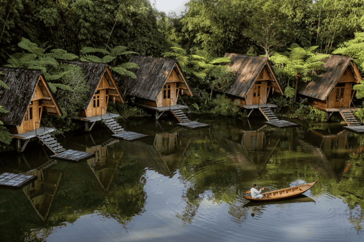 Wisata ala Pedesaan dengan Sentuhan Modern di Dusun Bambu Bandung